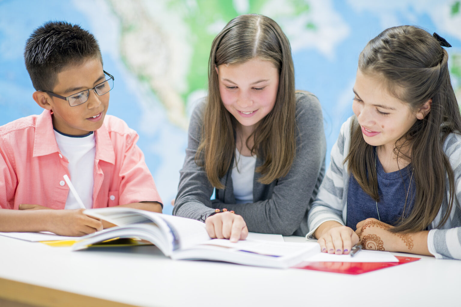Everything You Need to Know About Middle School Tutoring - Oxford Learning