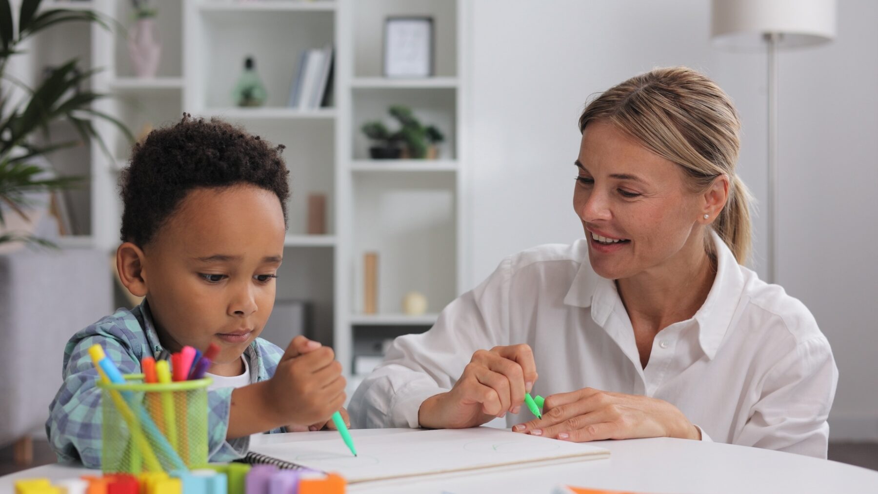 Should You Get a Tutor for Your Autistic Child? - Oxford Learning